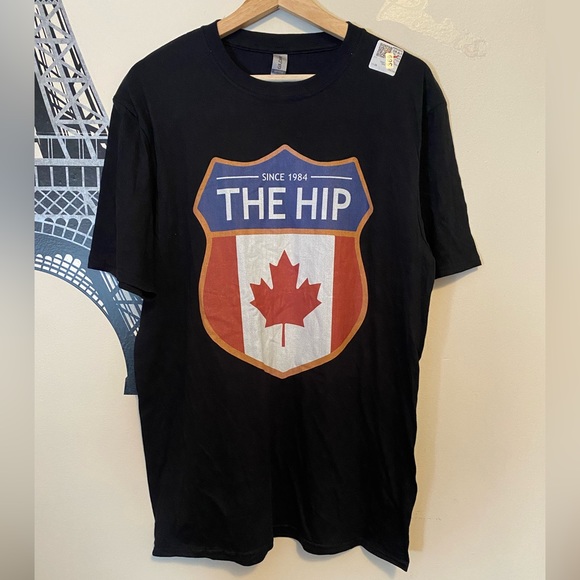 Shirts | Nwt The Hip Shirt Large | Poshmark